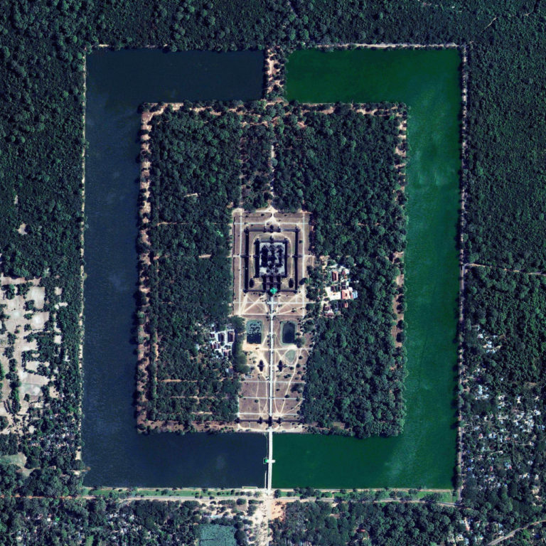 Angkor Wat from above - Setaprint, an archive for visual inspiration